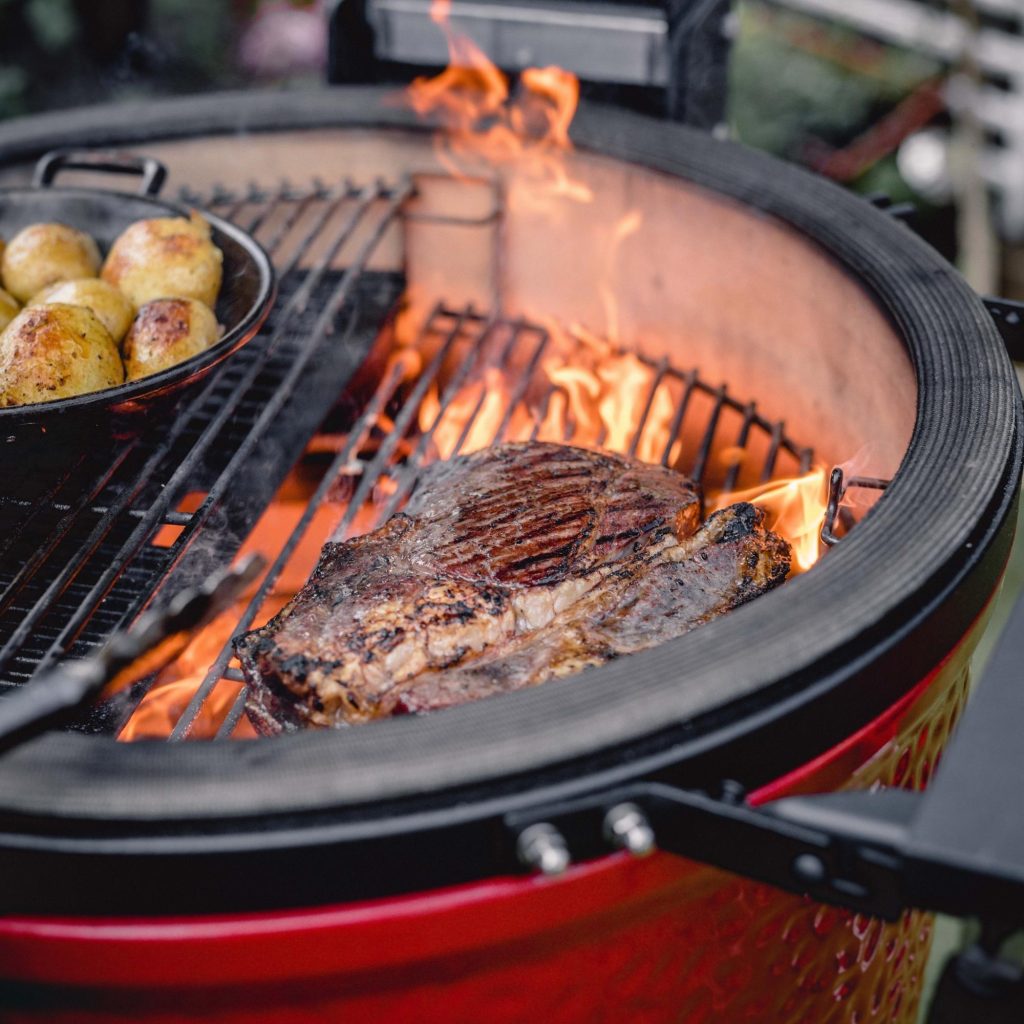Kamado Joe Classic II (9) | Birstall Garden & Leisure